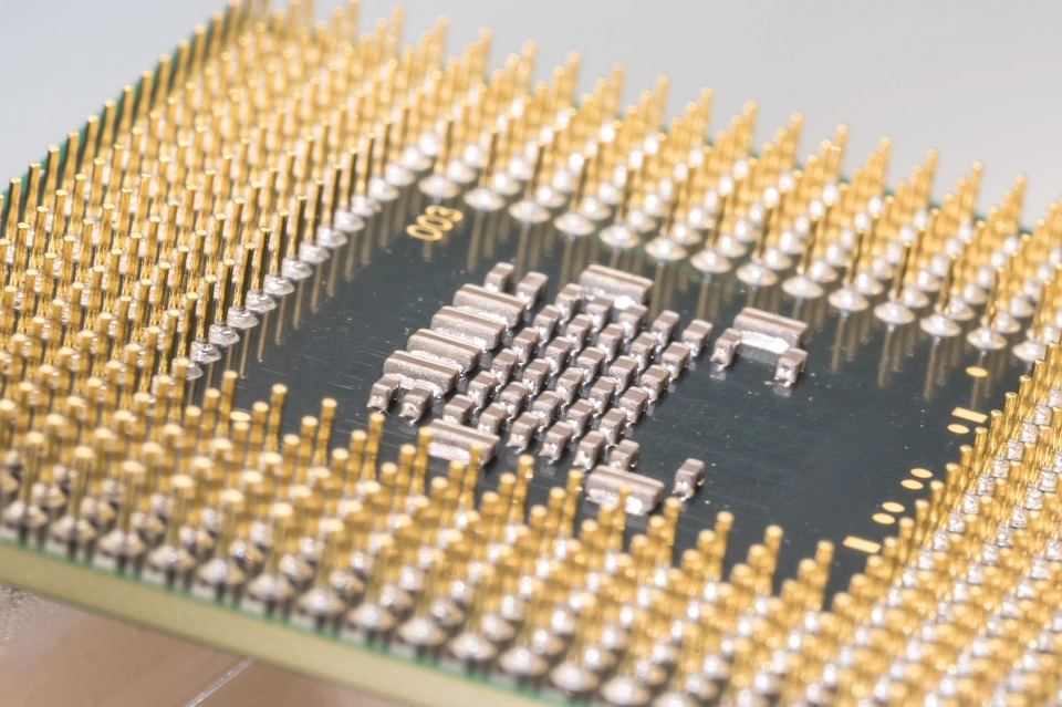 New Developments Could Make Optical CMOS Chips More Efficient