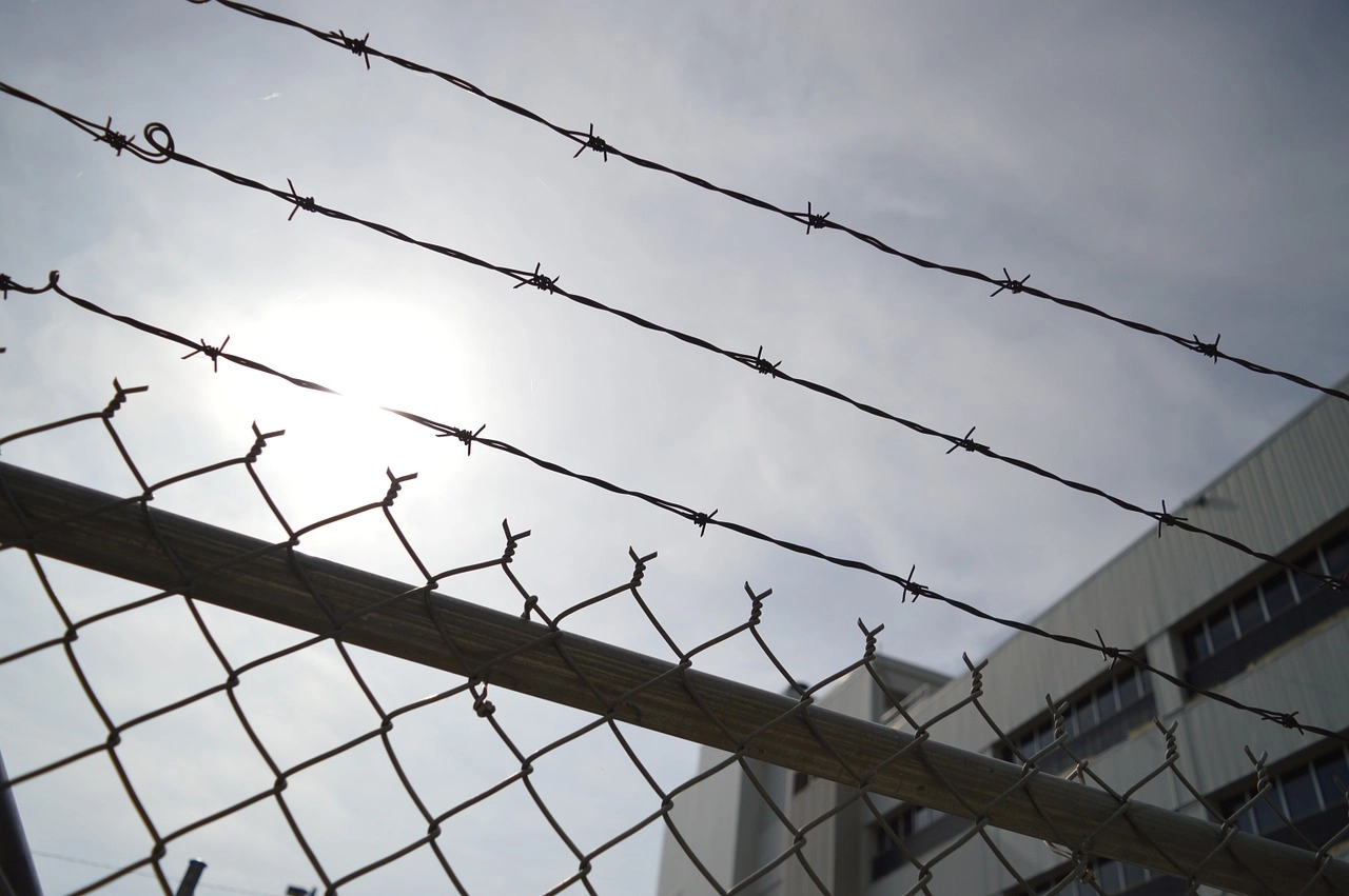 POTENTIALLY DEADLY: RECORD HEAT AND TOXIC MOLD IN MENDOTA PRISON CREATE ...