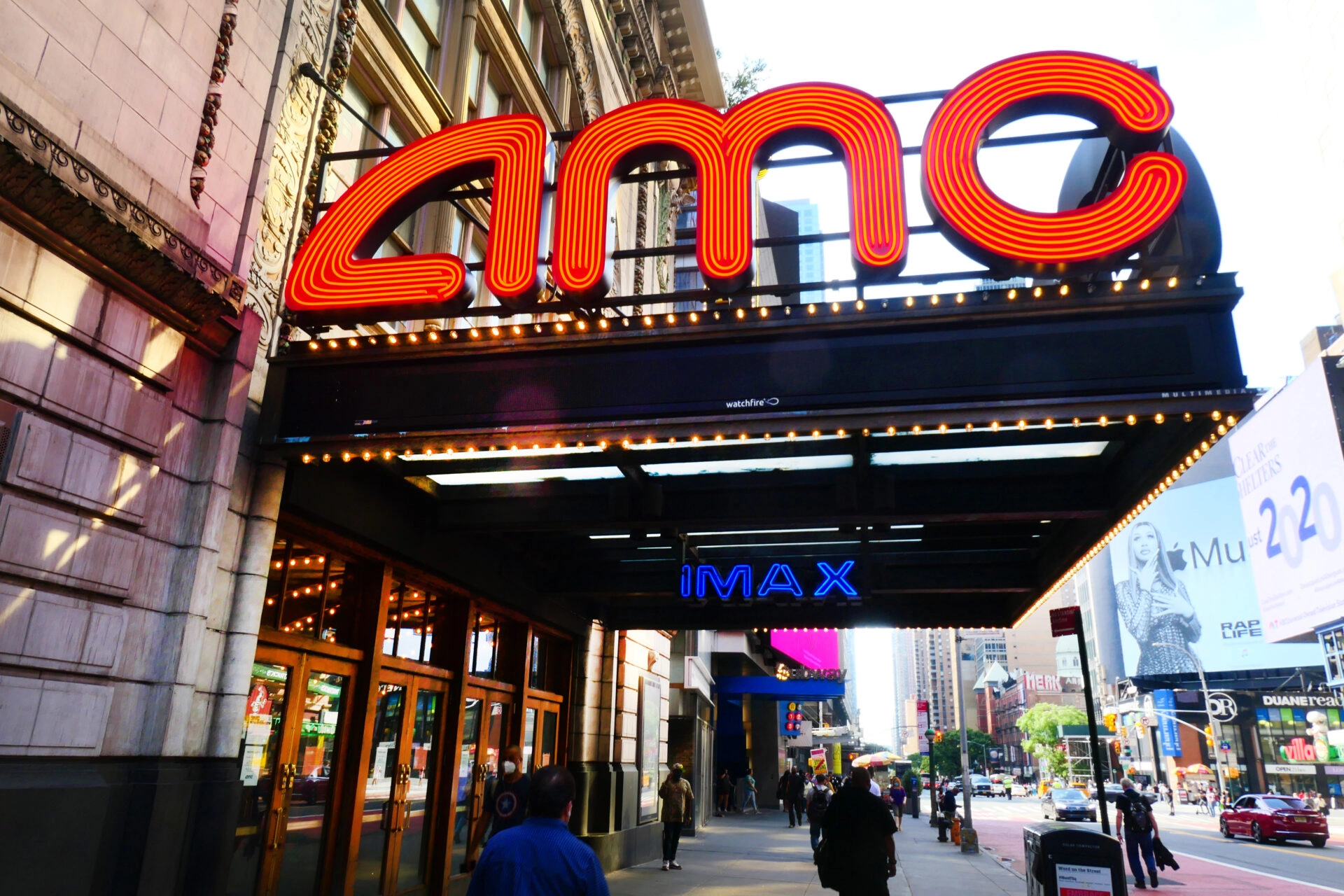 AMC and Zoom Partnership: What Will the Big Screen Conference ...