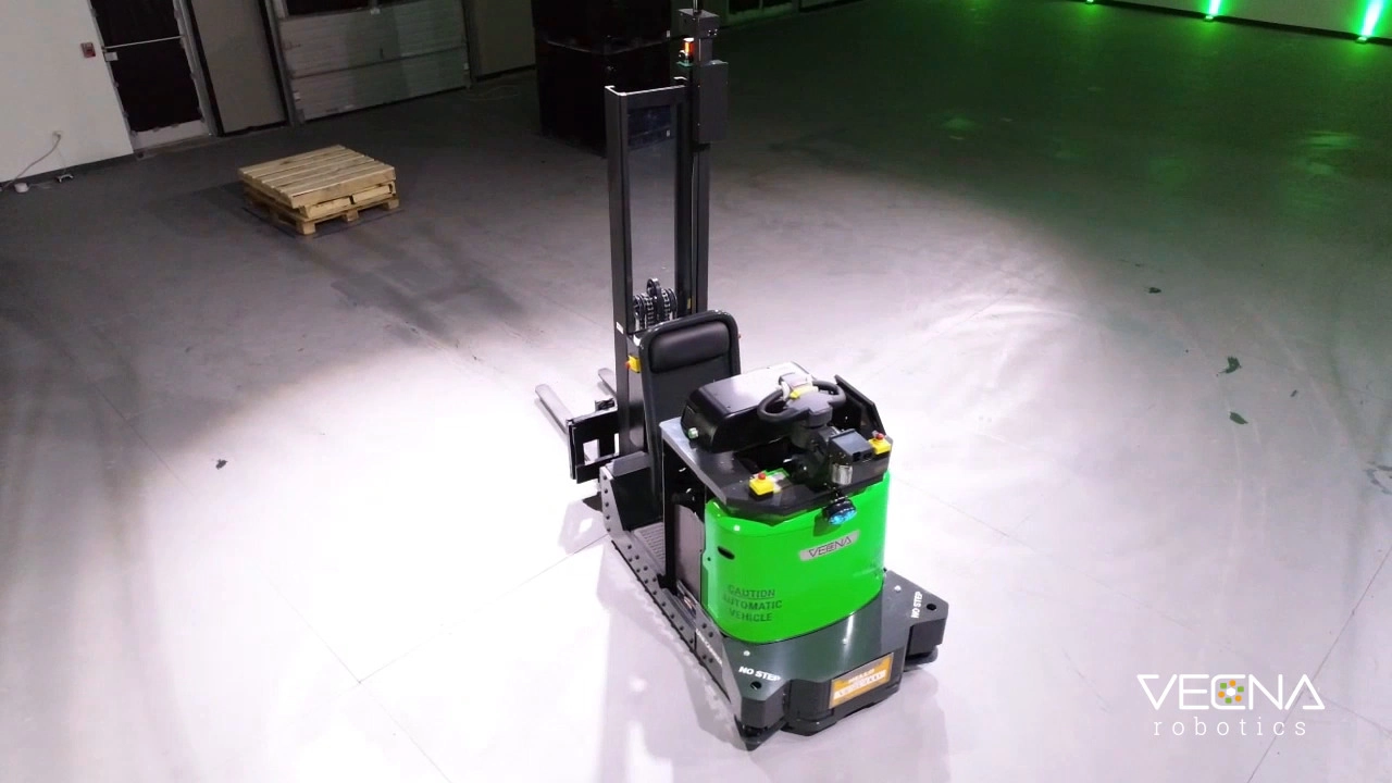 Vecna Robotics' Autonomous Counterbalanced Fork Truck
