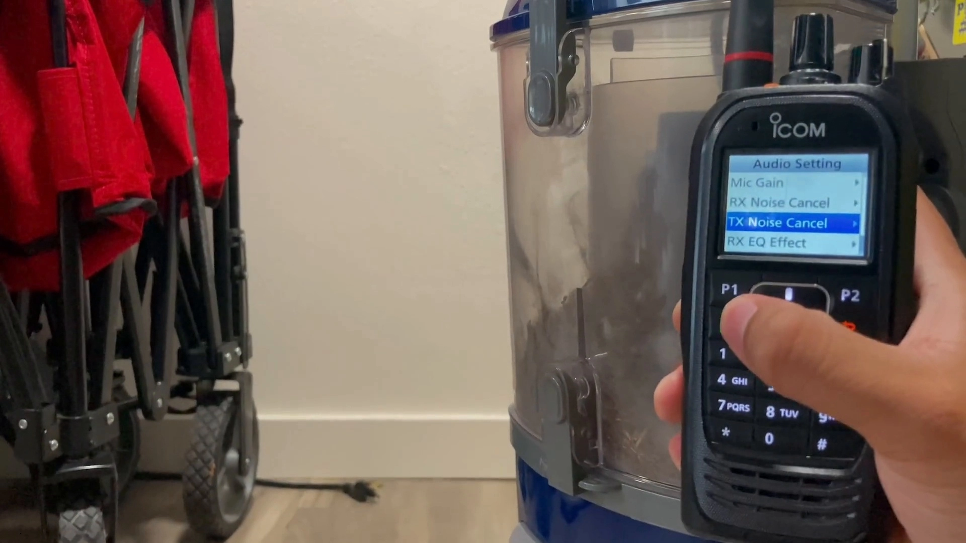 How do Noise-Canceling Microphones Work?