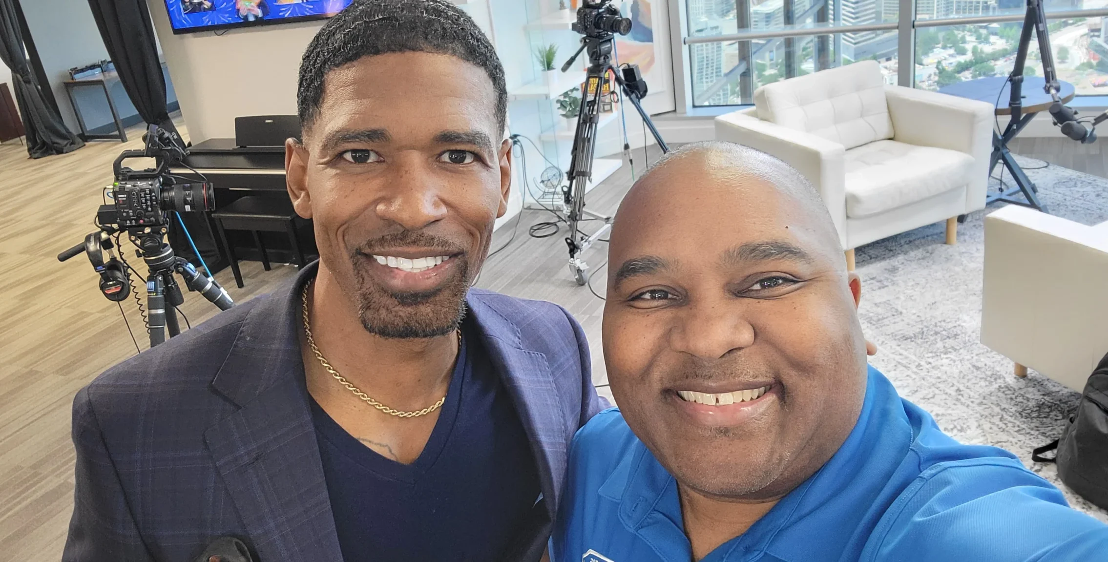 From Innovation to Impact: Corporate Success, Tech Patents, and ...